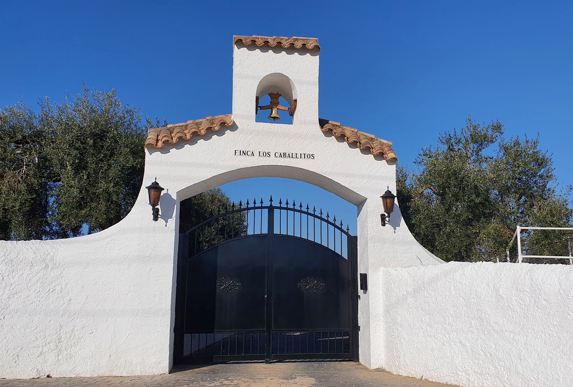 entrada-finca-los-caballitos – Vilanova.blog